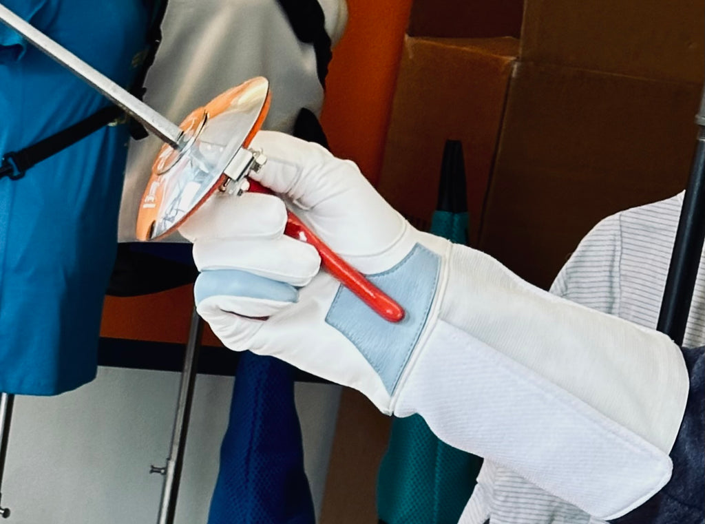 RF L’ ARTISAN Fencing Epee and Foil Glove – Radical Fencing